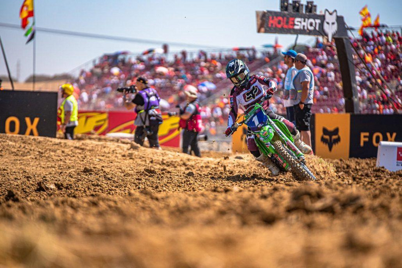 Comeback queen Duncan returns from injury to win MXGP of Spain ...